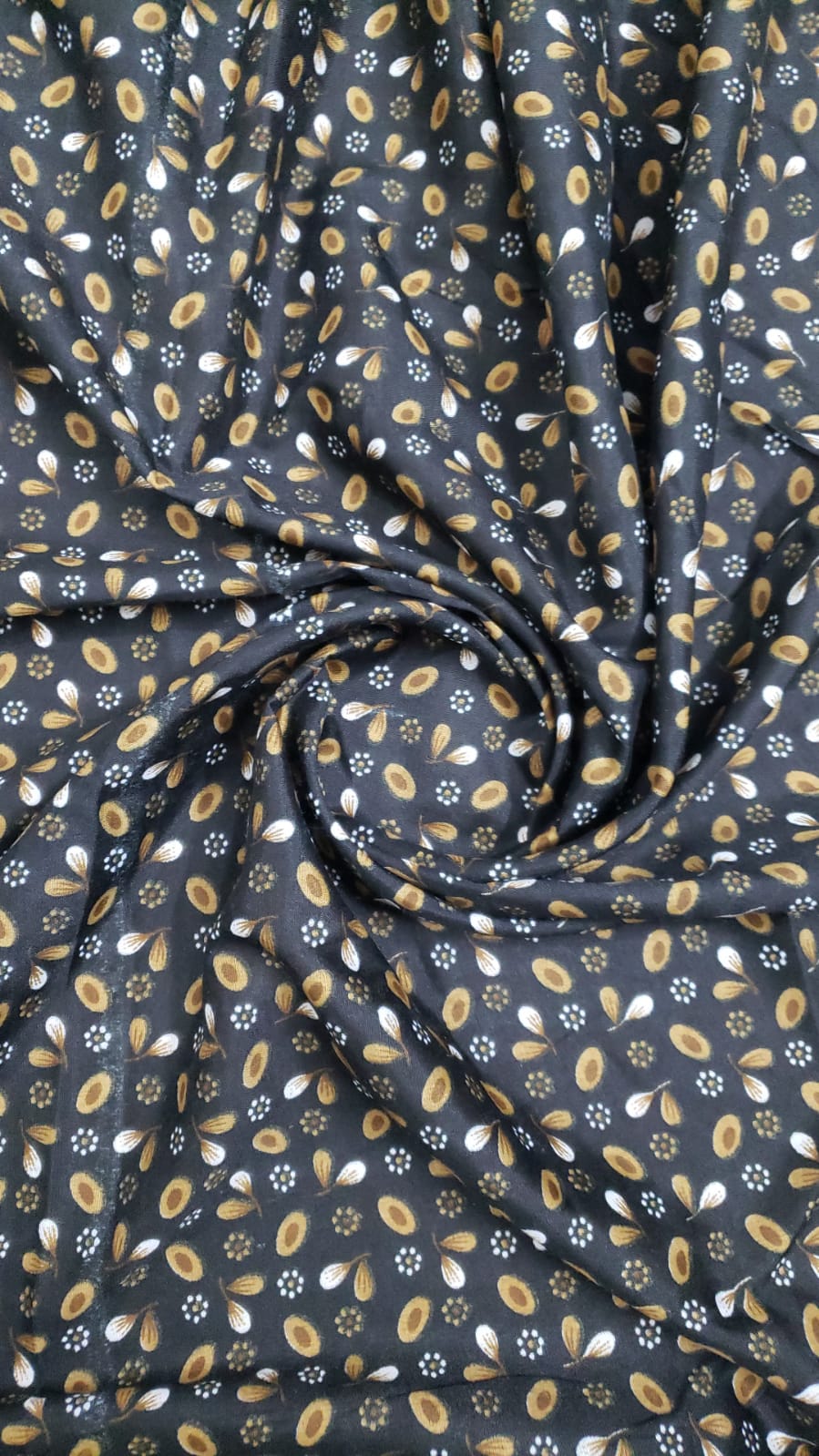 Namaz Chadar With Sleeves Print 291 – Amirah.pk